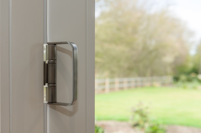 Satin chrome bifold handle